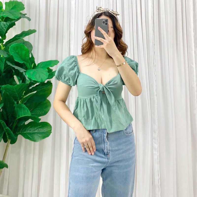Cleo Ribbon Puff Cropped Top | Shopee Philippines