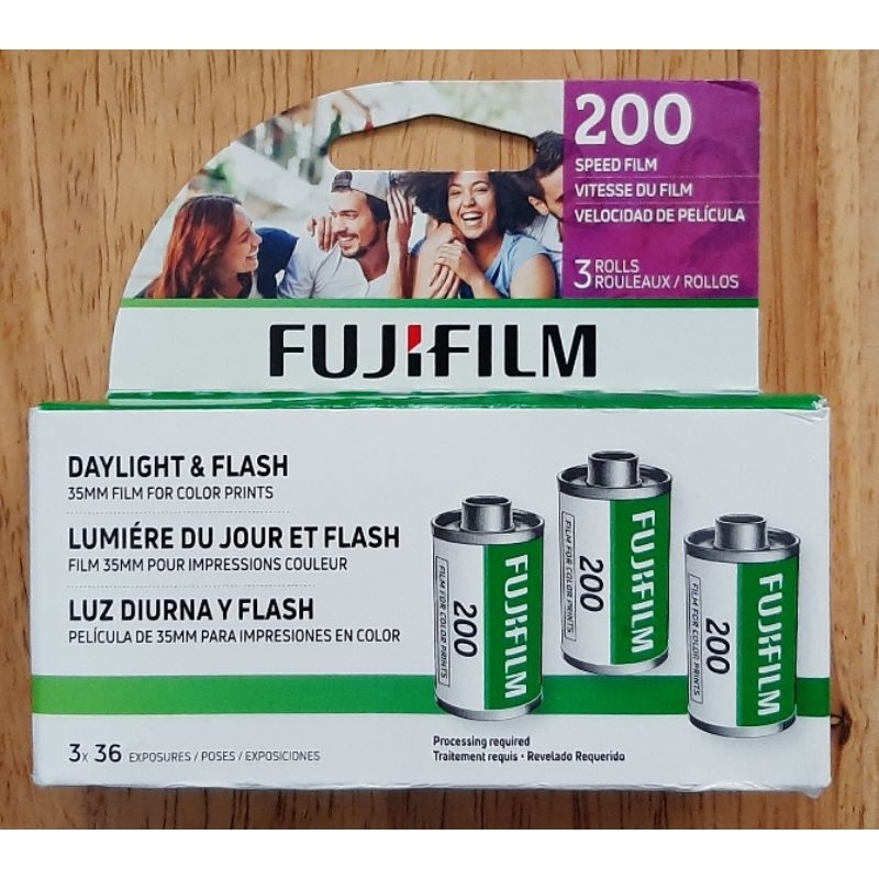 Fujifilm Fuji 200 ISO 135 35mm Color Negative Film 36-Exposures 1 Roll ...
