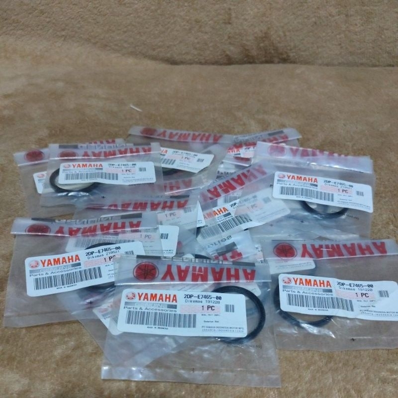 Genuine Torque Oil Seal Nmax,Aerox 2DP-E7465-00 | Shopee Philippines