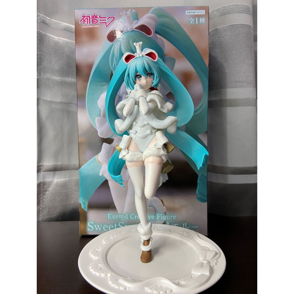Authentic FuRyu Hatsune Miku Sweets Sweet Figure Collectible **Complete ...