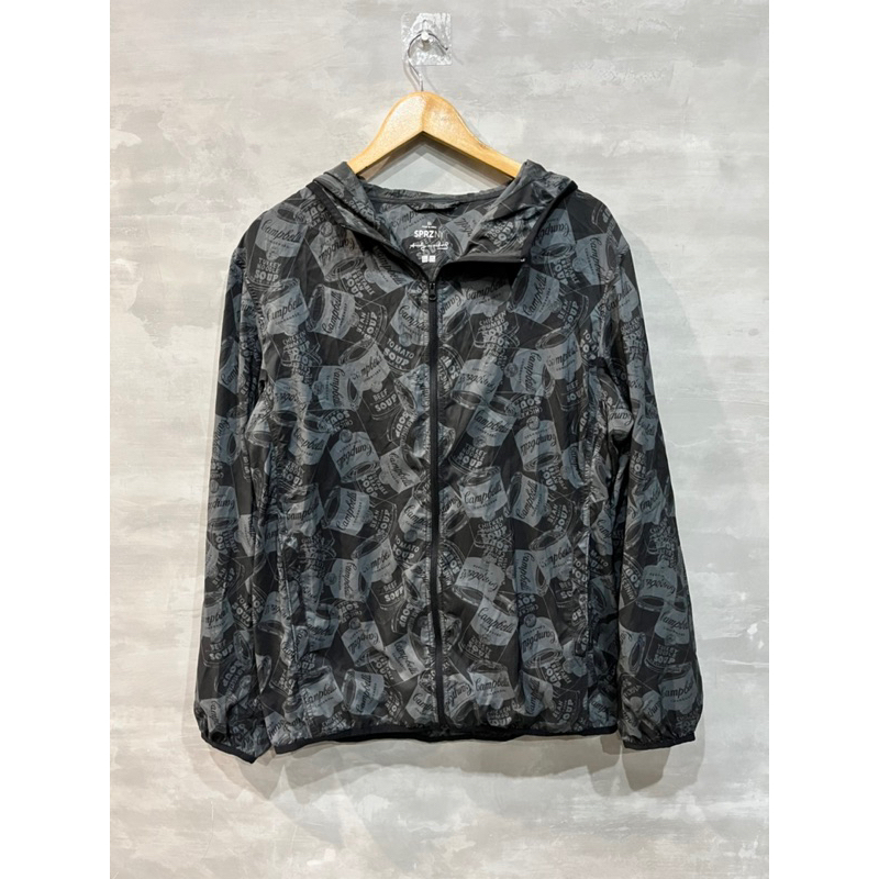 UNIQLO COLLAB LIGHTWEIGHT RAIN JACKET | Shopee Philippines