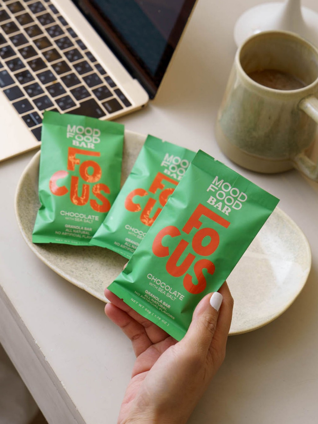 MOOD FOOD BAR FOCUS Chocolate with Sea Salt (4 granola snack bars ...