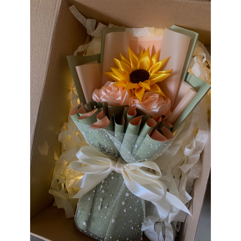 3 PCS ROSE/ SUNFLOWER / DAISY SATIN RIBBON BOUQUET (PRE ORDER 12 DAYS ...