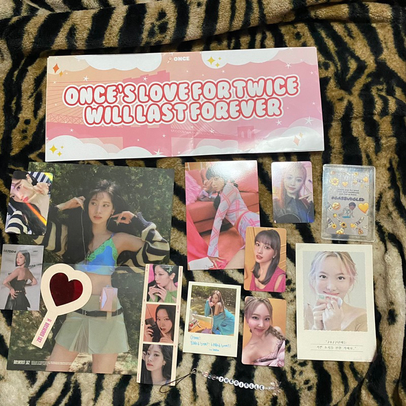 Twice Official PCs & Ready To Be in New Jersey Metlife Tour Banner ...