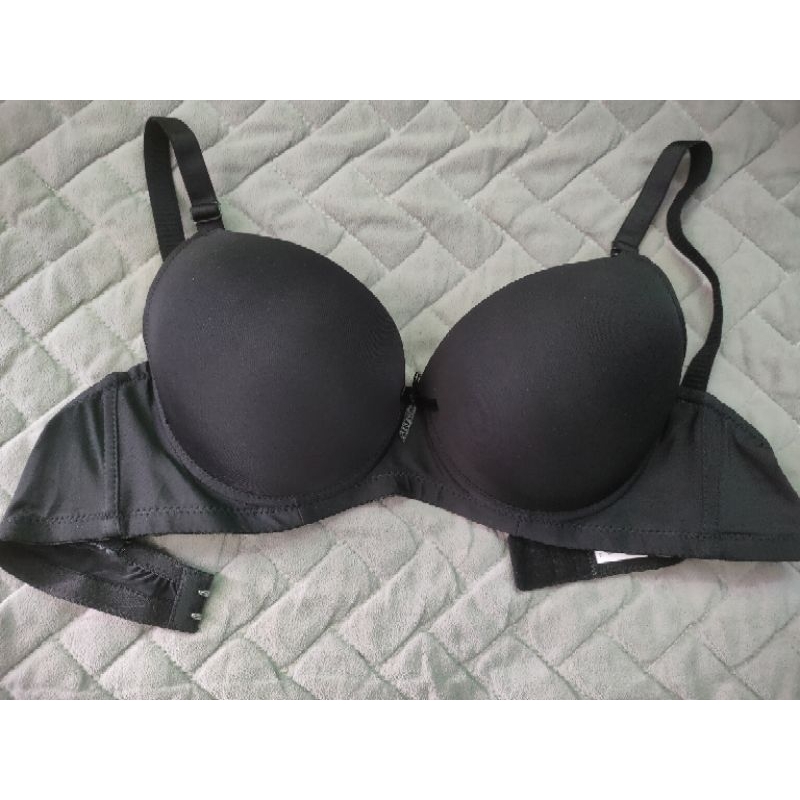 Super plus size Triumph bra with wire thin pads and full cap onhand ...
