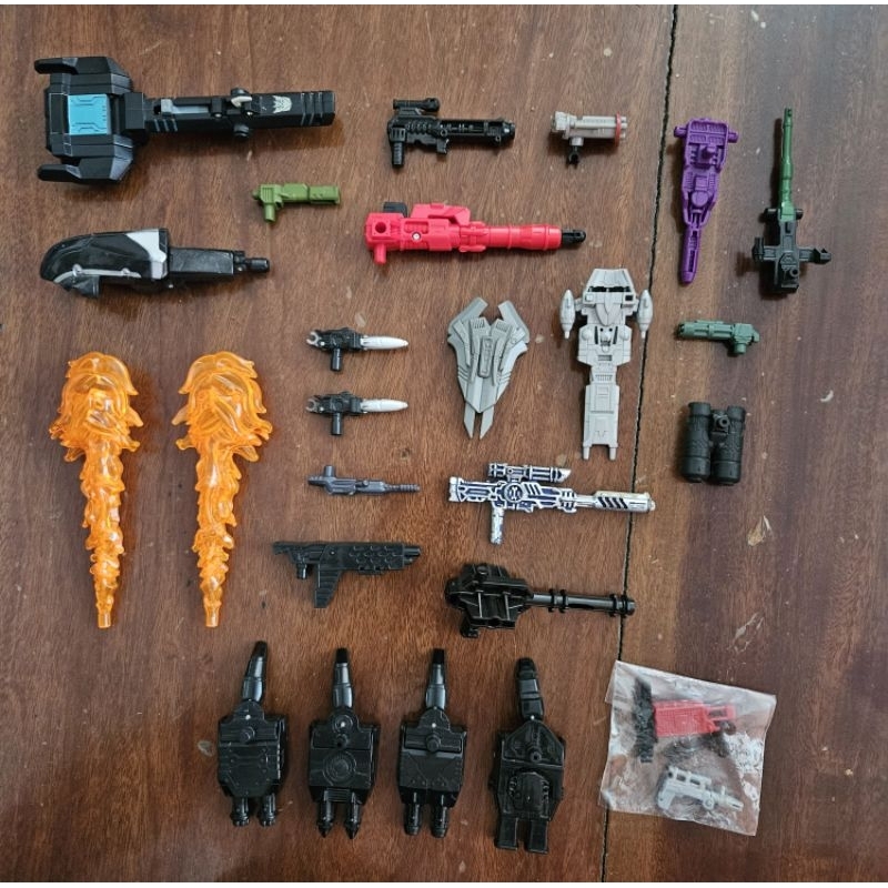 TRANSFORMERS ASSORTED WEAPONS BLASTERS 5MM UNIVERSAL HASBRO TAKARA ...