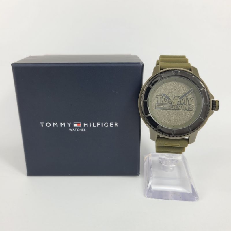 Tommy Hilfiger 1792002 Army Green Dial Army Green Silicone Men’s Watch ...