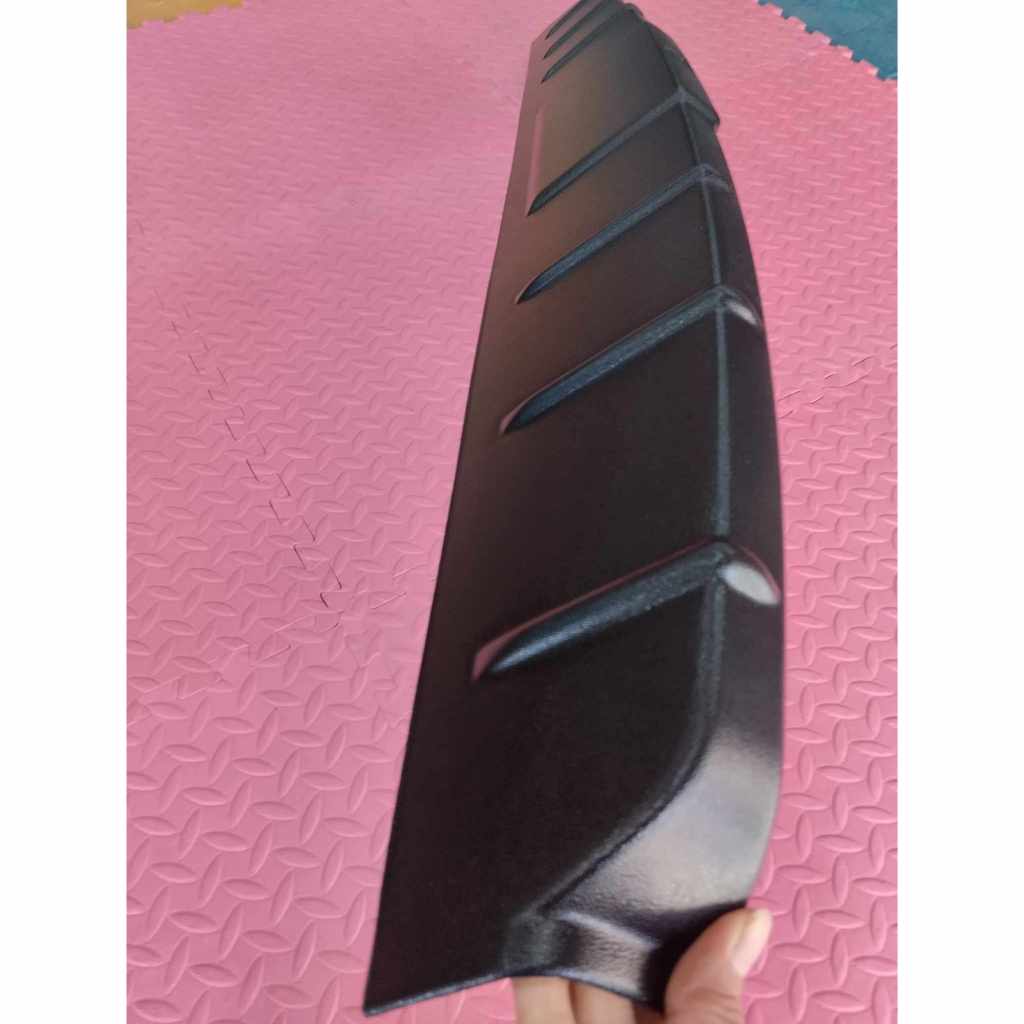 2021 - 2025 NAVARA TAILGATE RAIL GUARD SHARK FIN DESIGN | Shopee ...