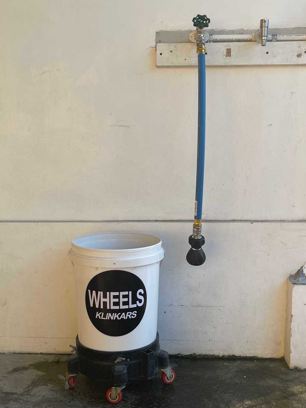 24" Rubber Bucket Filler Kit (Stainless) for your Car Wash Buckets ...
