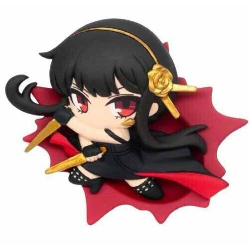 Yor Forger Chibi Collectible Figure x Ref Magnet by Takara Tomy _ Spy x ...