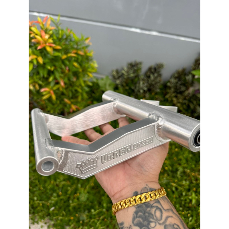 engine support upperspeed click125 click150 Beat f.i +2” | Shopee ...