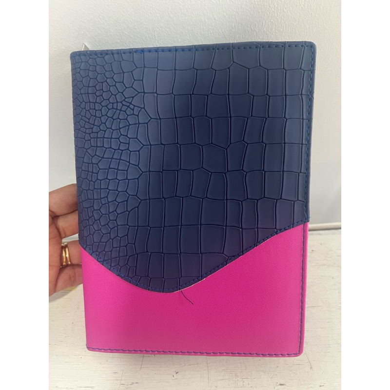 RNC Perfumery Sample 3ml Vials 24,50,60 &100slots | Shopee Philippines