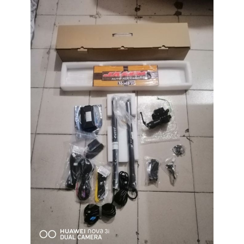 Mitsubishi Xpander automatic Tailgate Electric Tailgate | Shopee ...