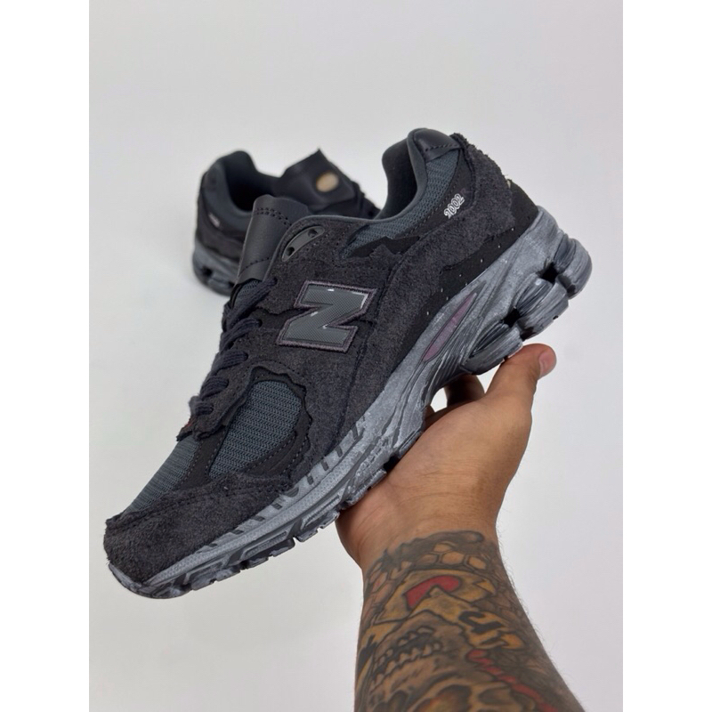 NEW BALANCE 2002R |mercanciabarata | Shopee Philippines