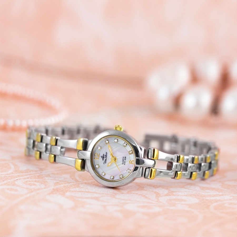 UniSilver TIME Women's Silver / Gold Analog Stainless steel watch KW553 ...