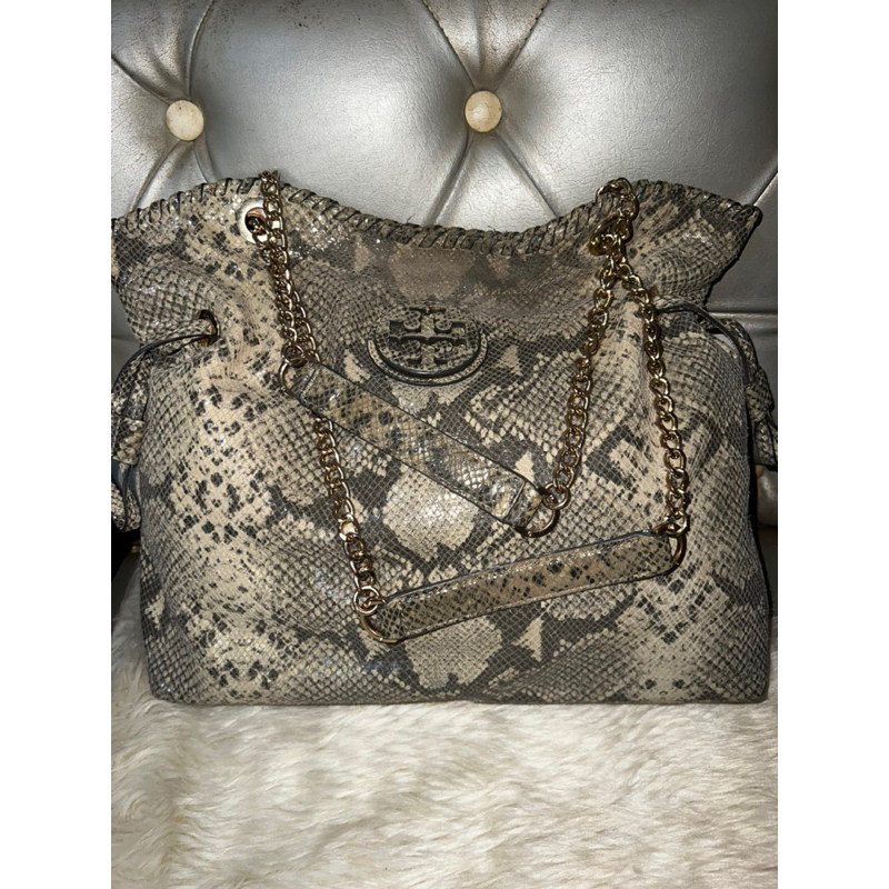 Tory Burch Python olive green/black embossed suede two way hobo bag ...