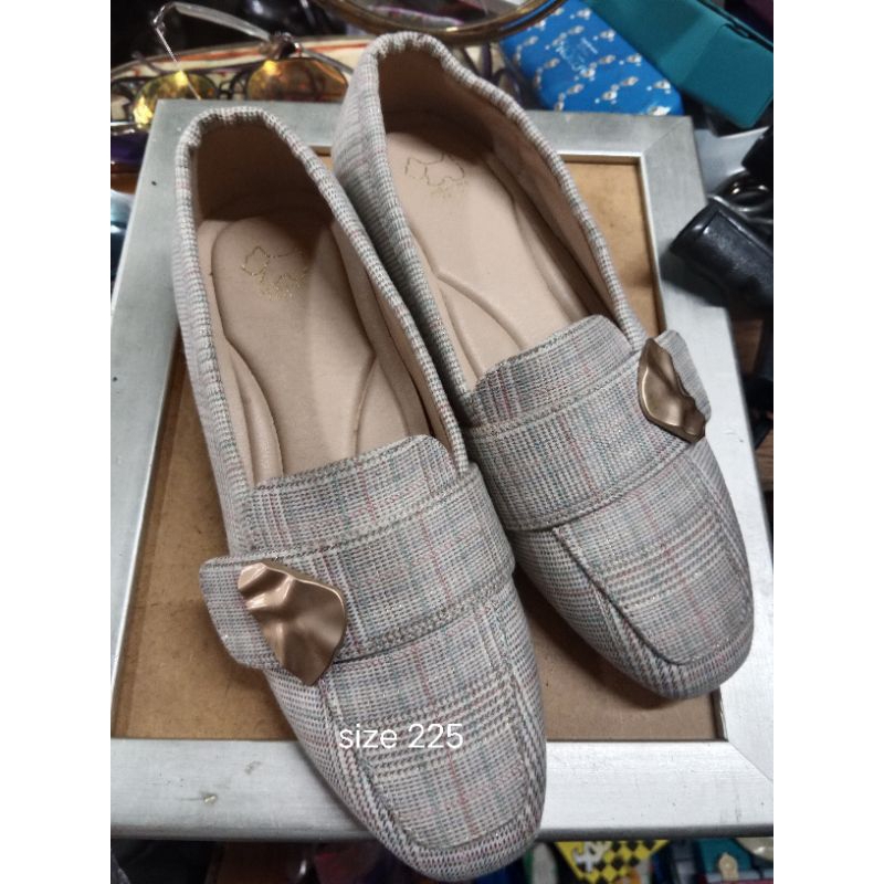 assorted ladies shoes shoopen | Shopee Philippines