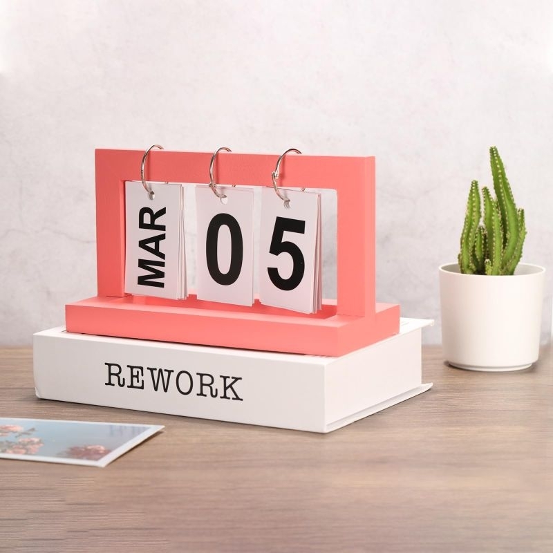 Wooden Flip Calendar Perpetual Calendar Aesthetic Wood Team Kahoy ...