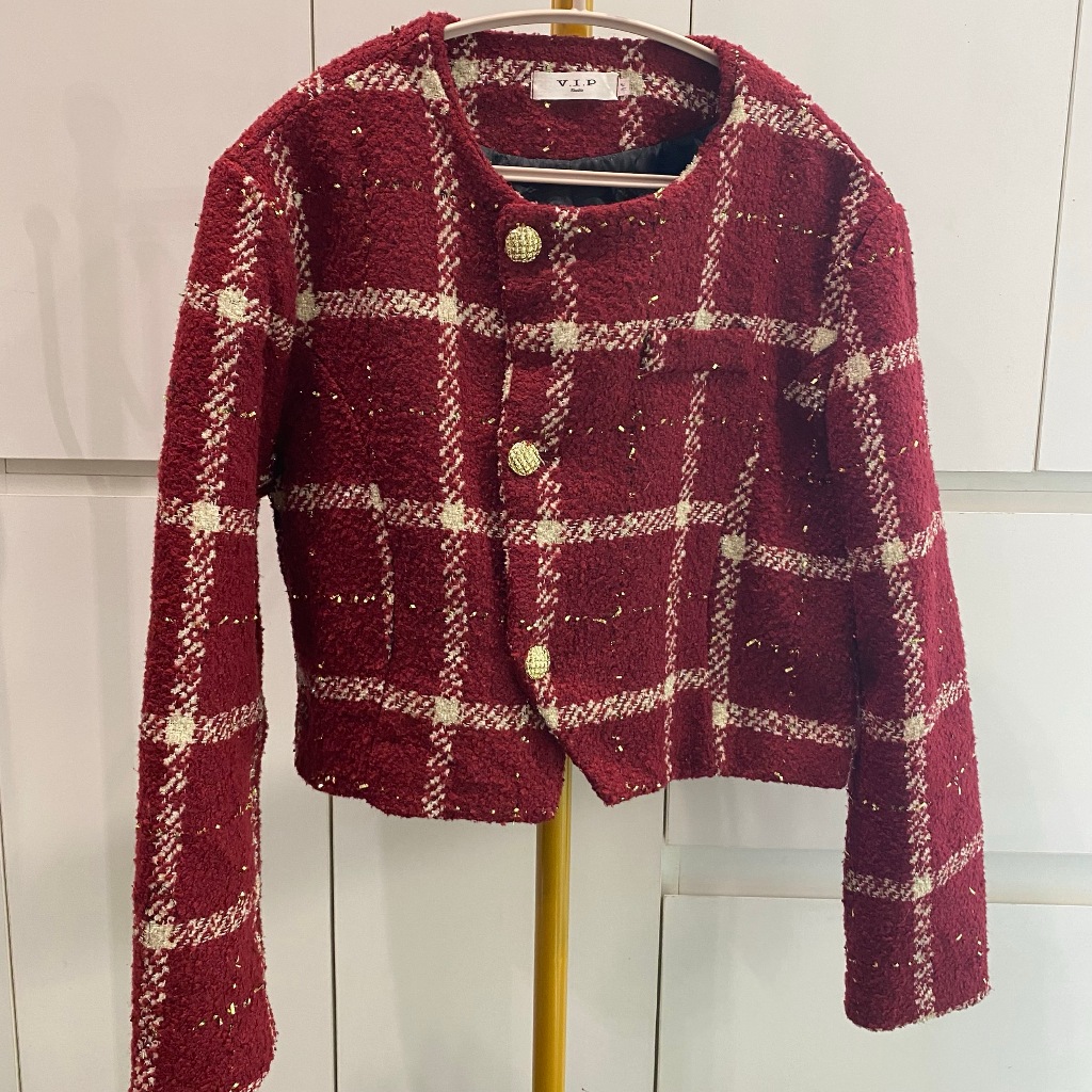 TH080 | THRIFTED RED CHECKERED PREMIUM TWEED CROP BLAZER | Shopee Philippines