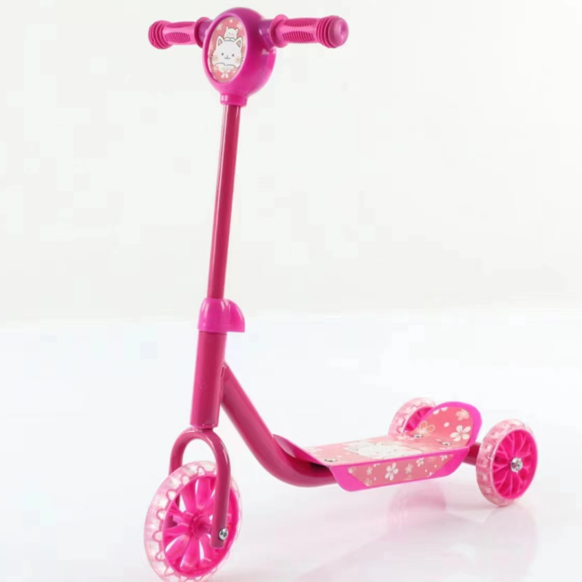 LED Lighted Wheels Kids 3 Wheels Scooter With light Outdoor Toys ...