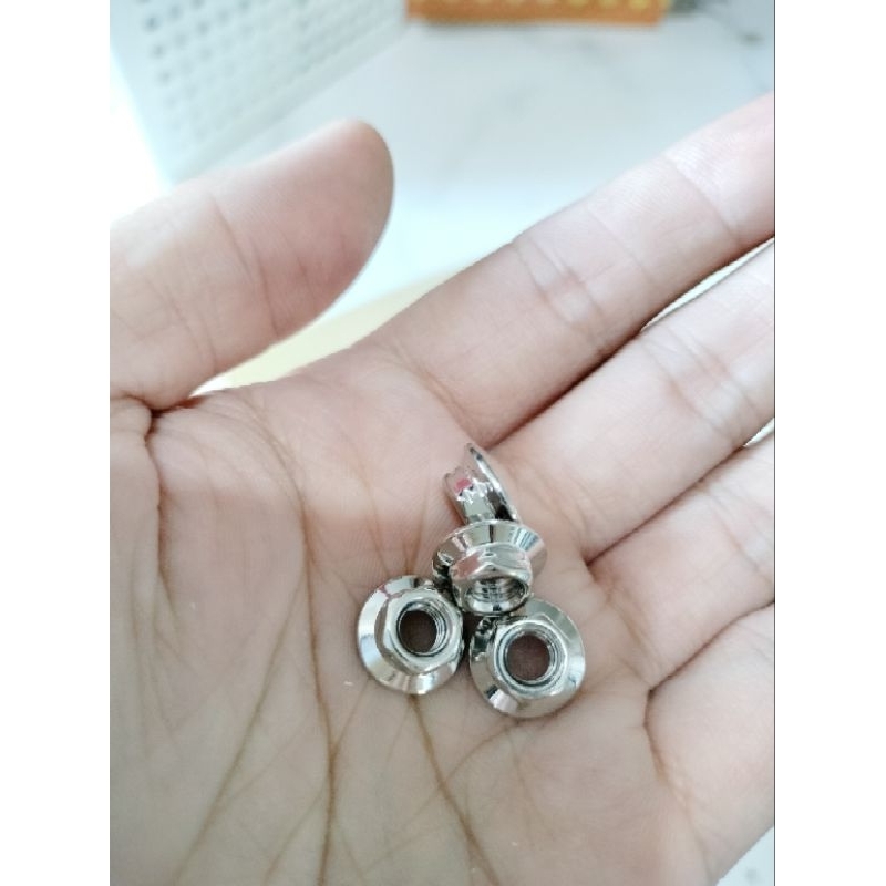 Heng Visor bolt set (4pcs) nmax aerox adv all version | Shopee Philippines