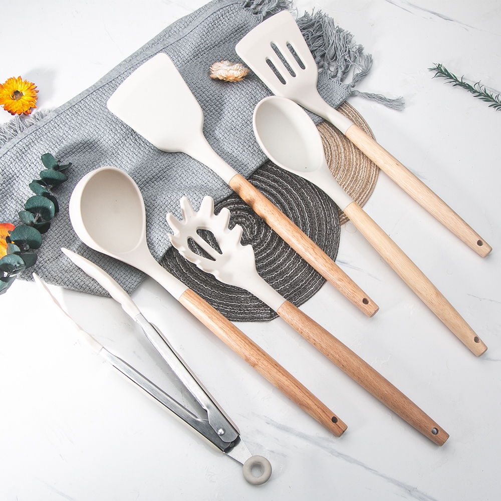Wooden Handle Slotted White Color Non-Stick Food Grade Silicone Kitchen ...