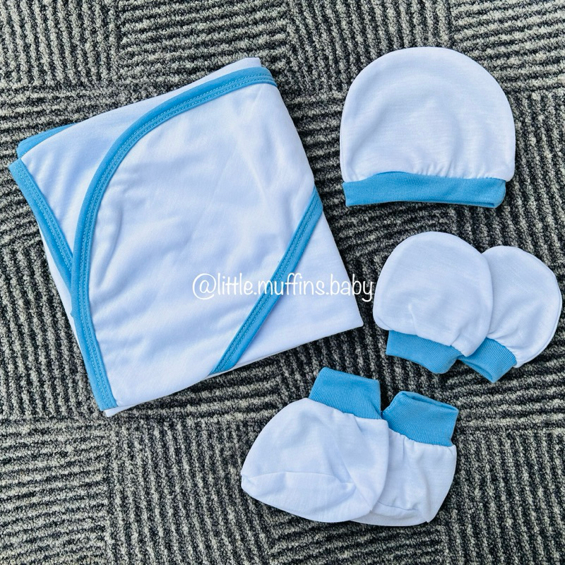 little muffins 6 in 1 Newborn Receiving Set (Blanket, Bonnet, Mittens ...