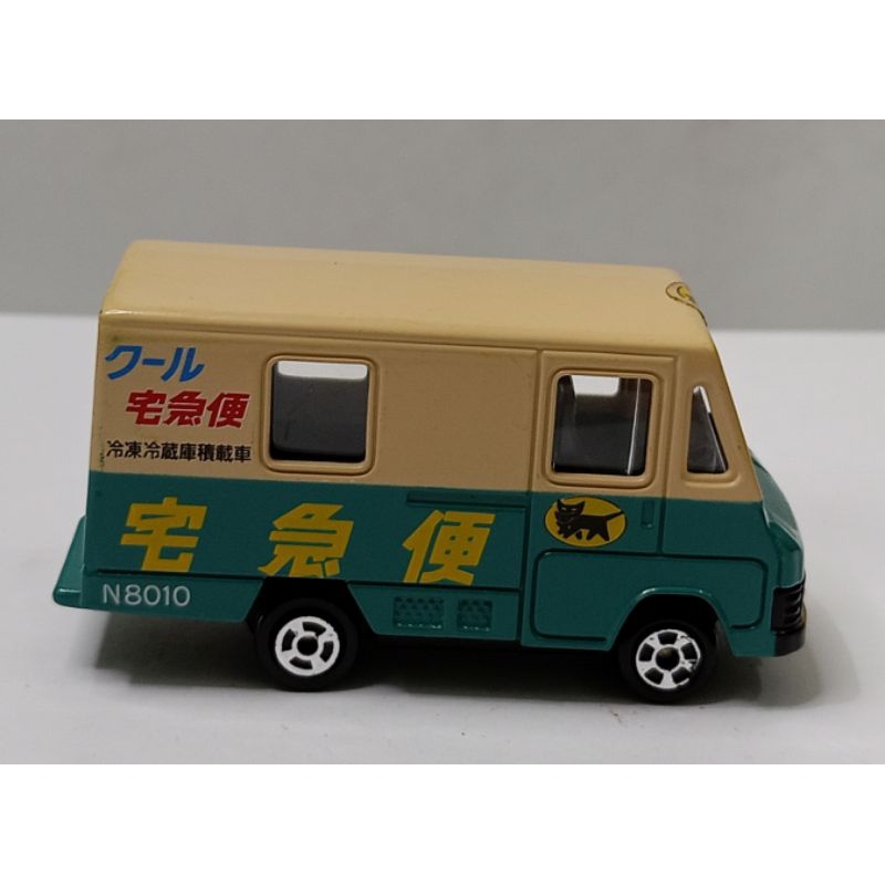 tomica kuroneko yamato van n8010 diecast delivery van | Shopee Philippines