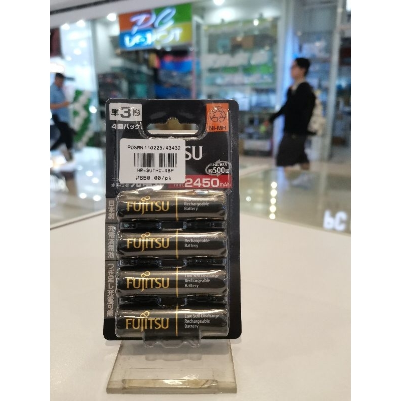 Fujitsu AA Rechargeable HR-3UTHC 1.2V 2450mAh NiMH Low Self Discharge ...