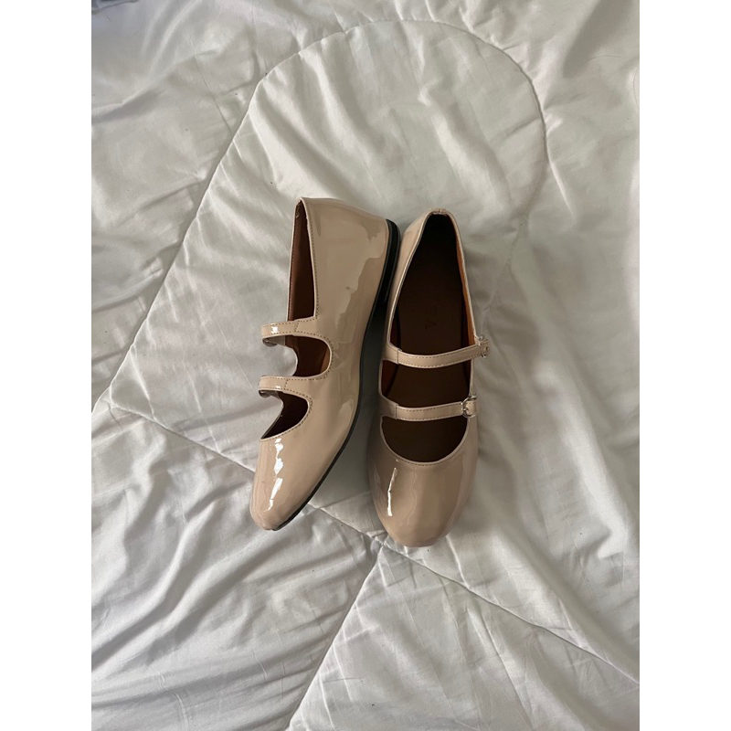CRIZA SHOES LORIE MARY JANE | Shopee Philippines