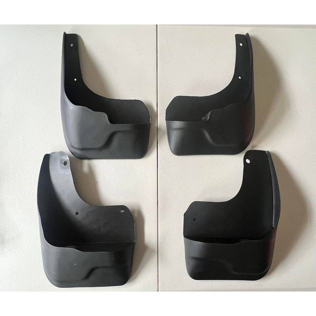 Toyota Innova Mud Guard Black with Screws - Innova Mud Guard 2016, 2017 ...