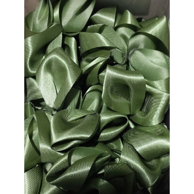 Ribbon Petals for Garland 100pcs per Pack | Shopee Philippines