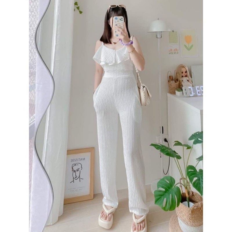 ROSIE V LINE RUFFLE STRING JUMPSUIT BY:HOUSEOFFASHIONS | Shopee Philippines