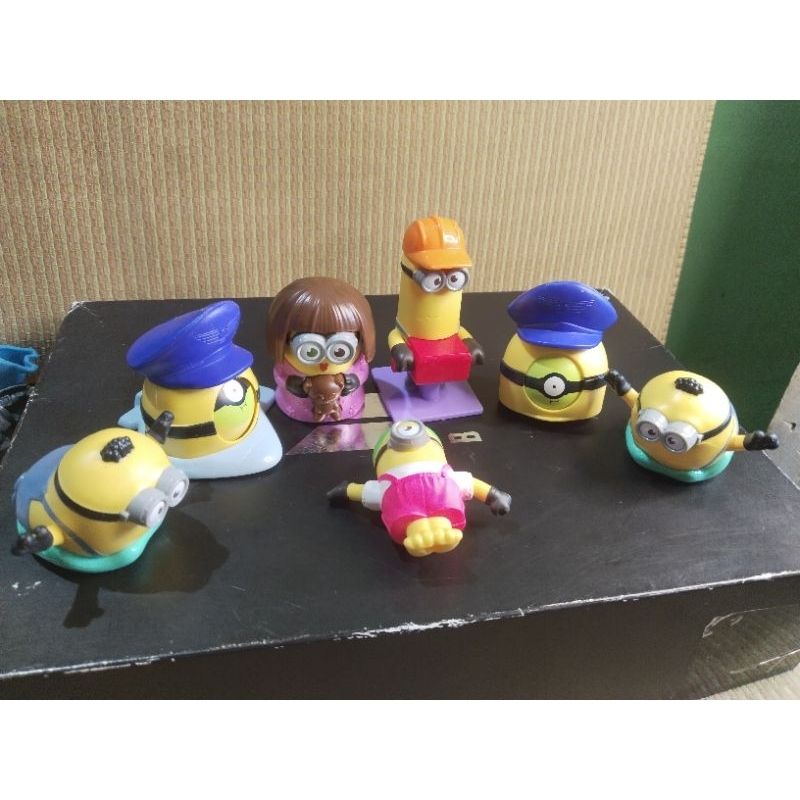 Lot of 7 Despicable me ( Minions ) Mcdo 2022 Figure Set | Shopee ...