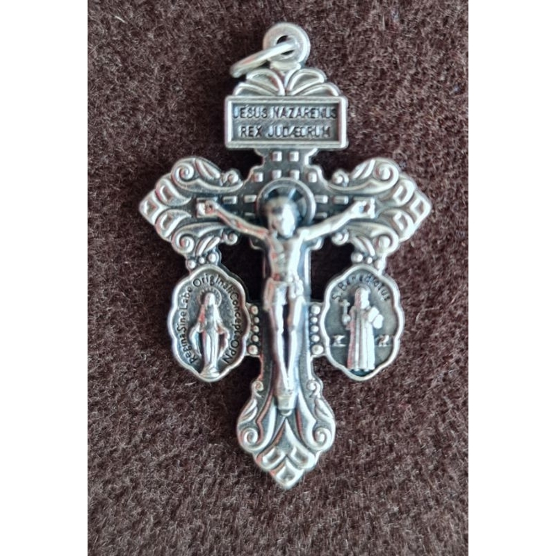 Triple Threat (3-Way) Pardon Indulgence Crucifix | Shopee Philippines