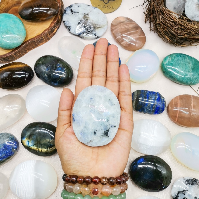 Rainbow Moonstone Palm Stone (Traveler's Stone) | Shopee Philippines