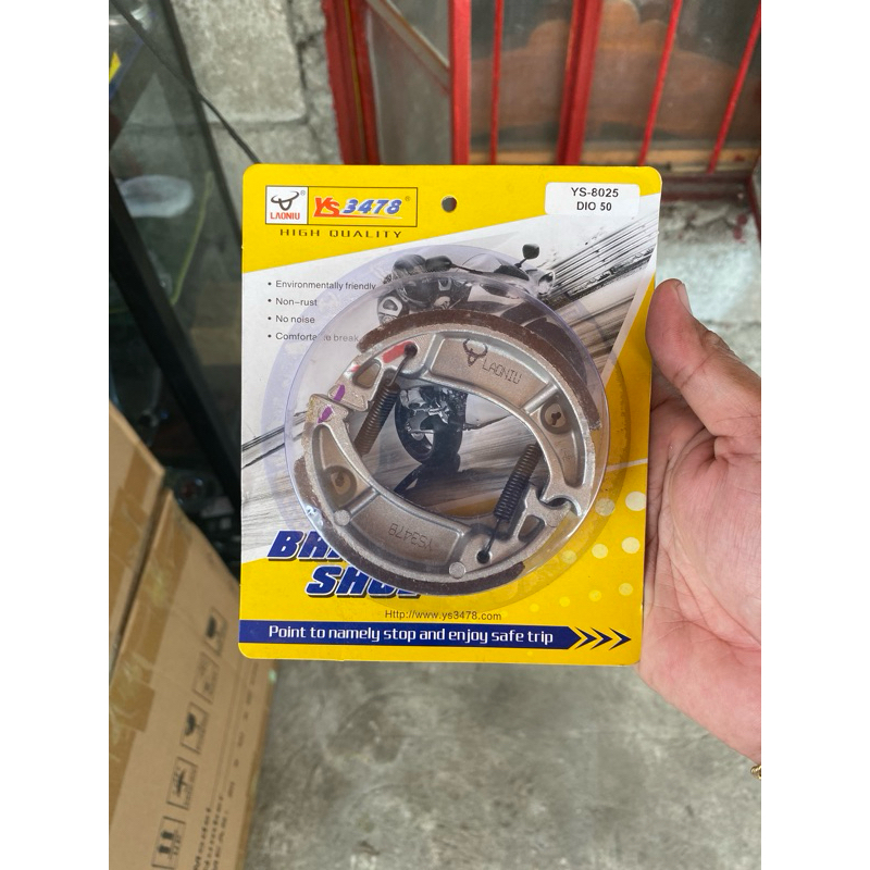 Front ( Drum Type ) And Rear Brake Shoe For Honda Dio / Julio / Giorno / Tact / Etc | Shopee ...