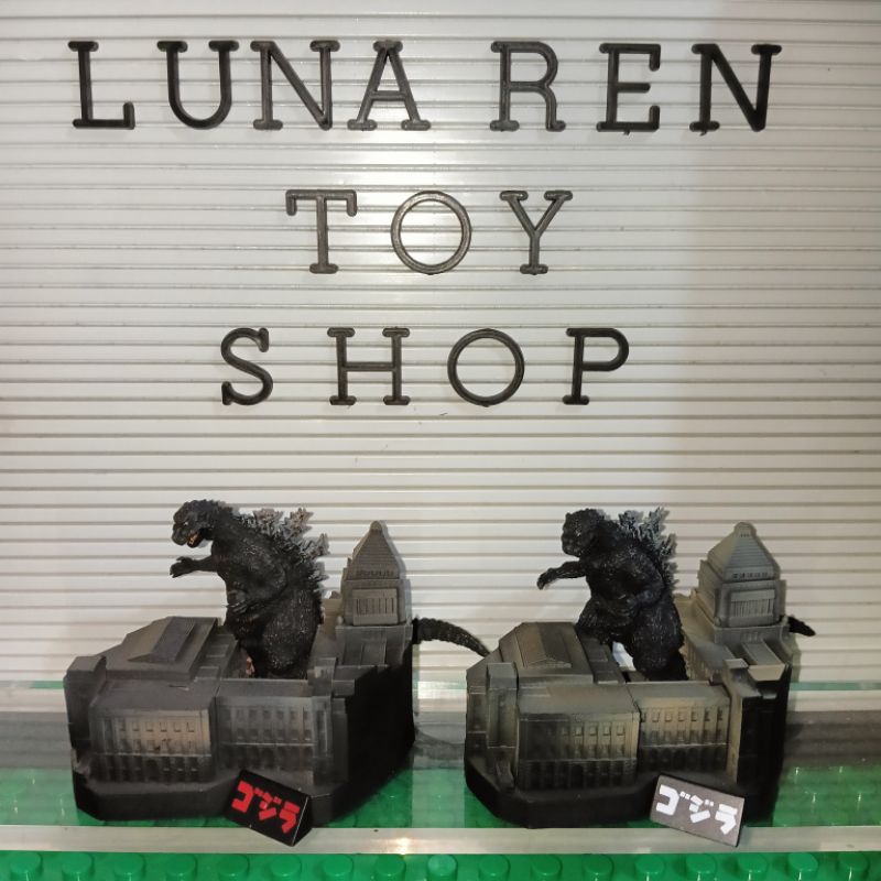 Godzilla mini Diorama TOHO | Shopee Philippines