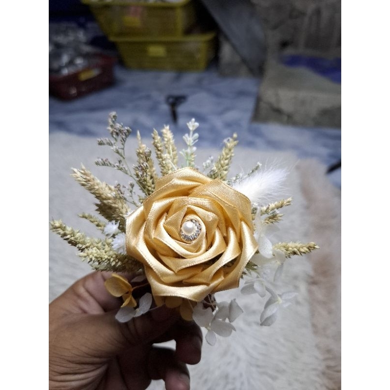 brooch corsage for groom/groomsmen available in any color | Shopee ...