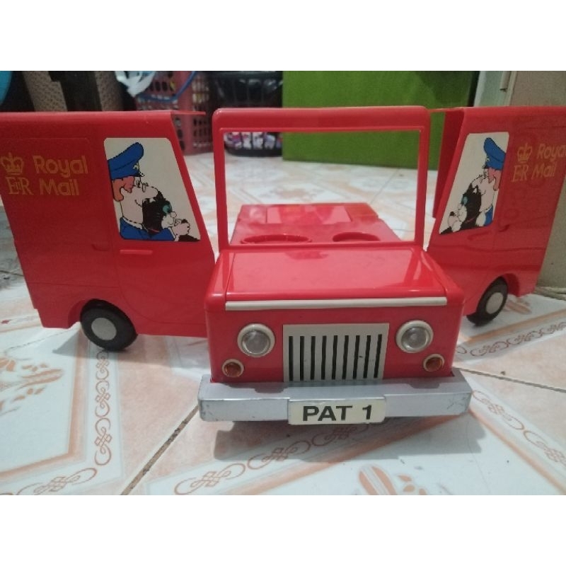 Postman Pat Royal Mail Van Preloved from UK Box | Shopee Philippines