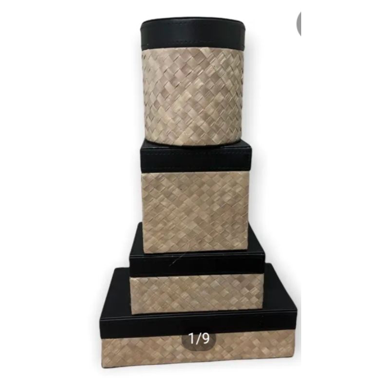 Banig Hard box (10.5x9.5x4.5)inches ) | Shopee Philippines