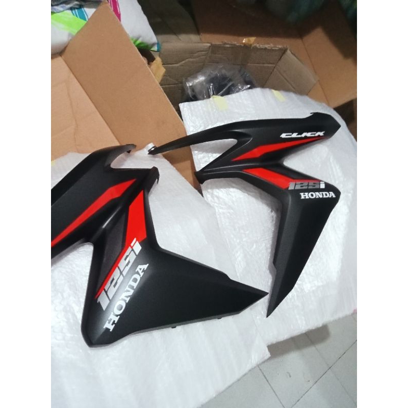 Cover Set Front Lh/Rh Matt Black Red Sticker Honda Click v2 | Shopee ...