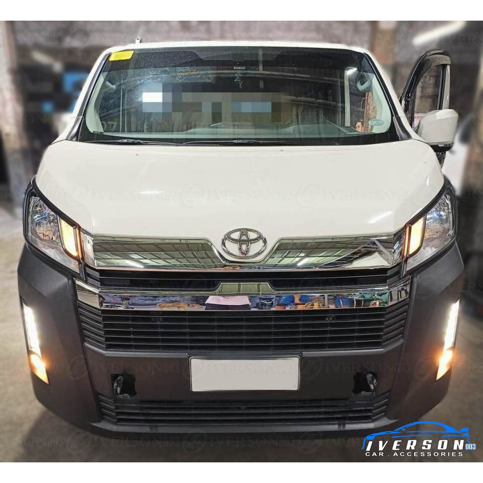 Toyota Hiace Commuter Deluxe 2019 Two Tone Front Middle Grill and ...