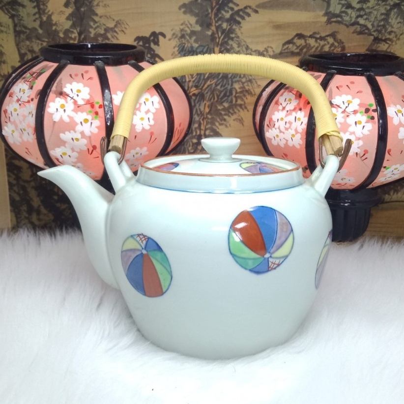 BIG ARITA MULTICOLOR DESIGN CERAMIC TEAPOT - JAPAN | Shopee Philippines