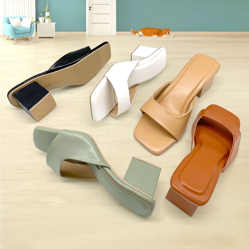 R&A904 2-Inch Square Toe with Single Toe Strap & Rectangular Heels in ...