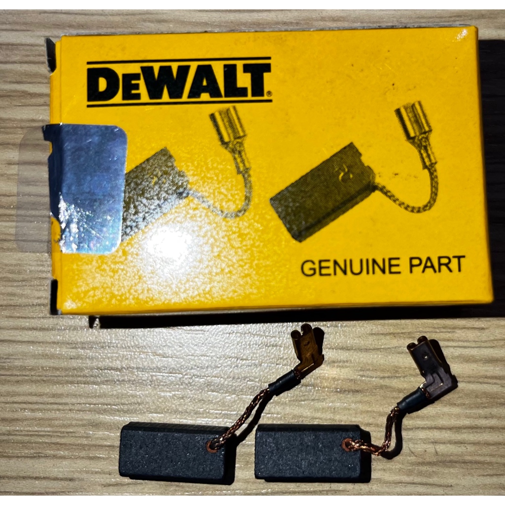 ORIGINAL DeWALT Carbon Brush for Dewalt DWE8100S, DWE8200S, DWE8200PL ...