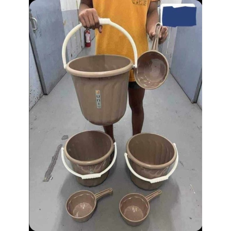 Pail / Timba / Bucket 4 GALLON | Shopee Philippines