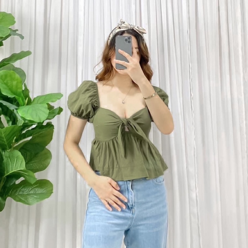 Cleo Ribbon Puff Cropped Top | Shopee Philippines