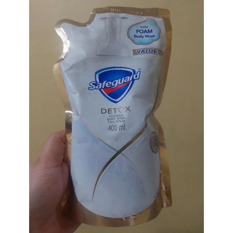 SAFEGUARD DETOX Foaming bodywash Pure White Refill 400ml | Shopee ...