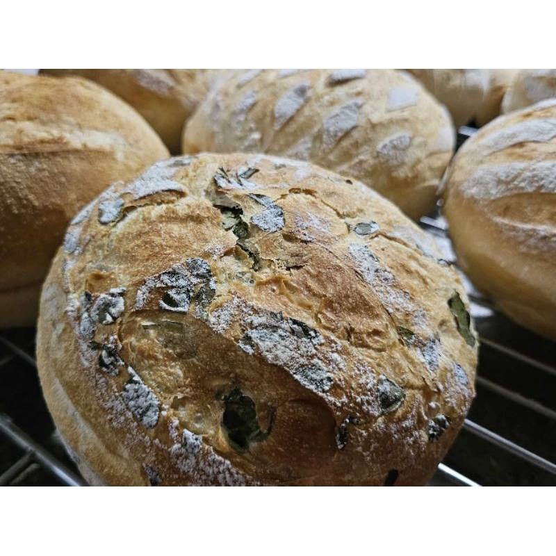 Dear bakery's Sourdough Bread with Malunggay 1 pc x approx 300 grams ...